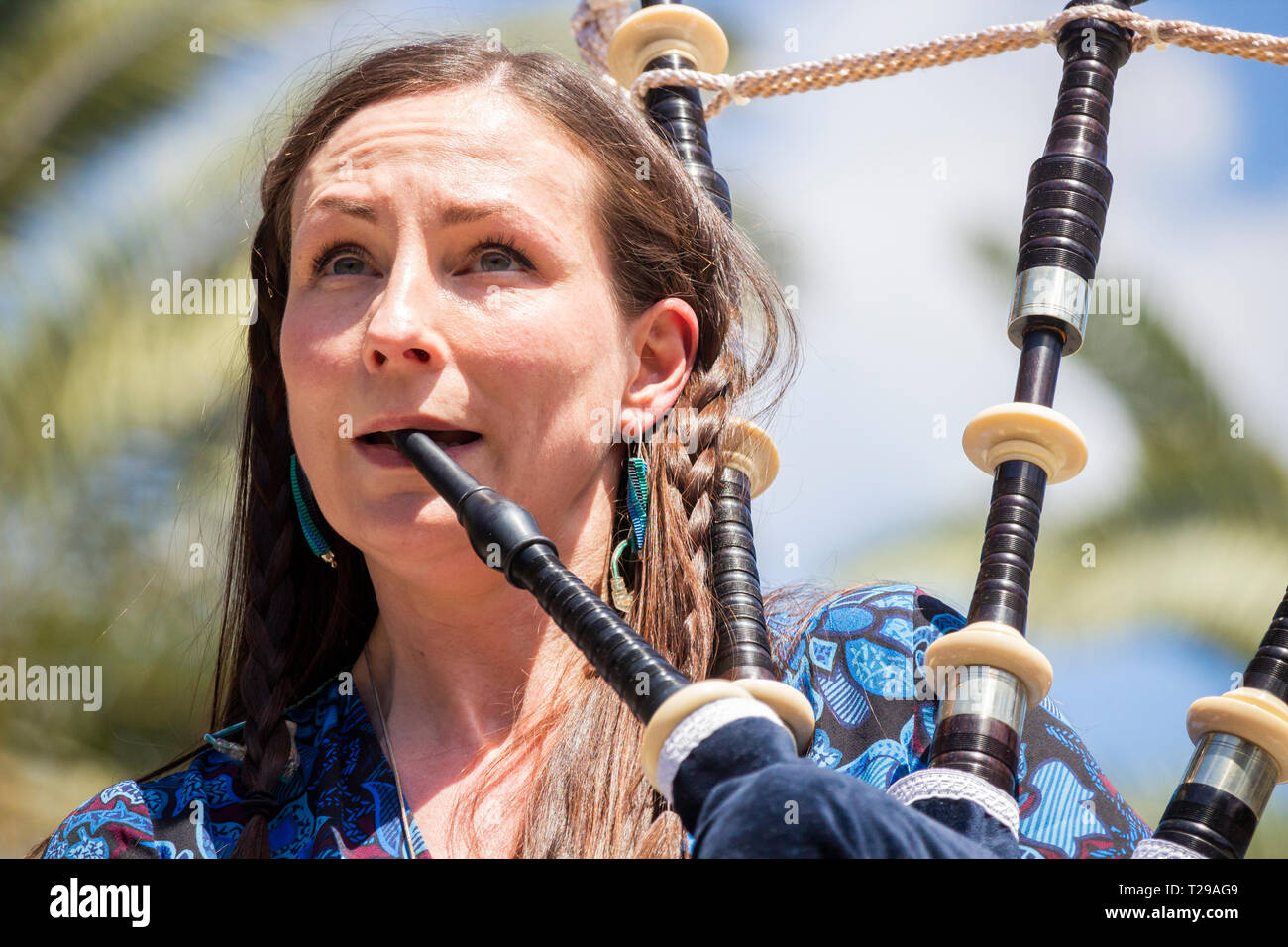 Award winning Scottish folk singer/musician, Julie Fowlis, in concert ...