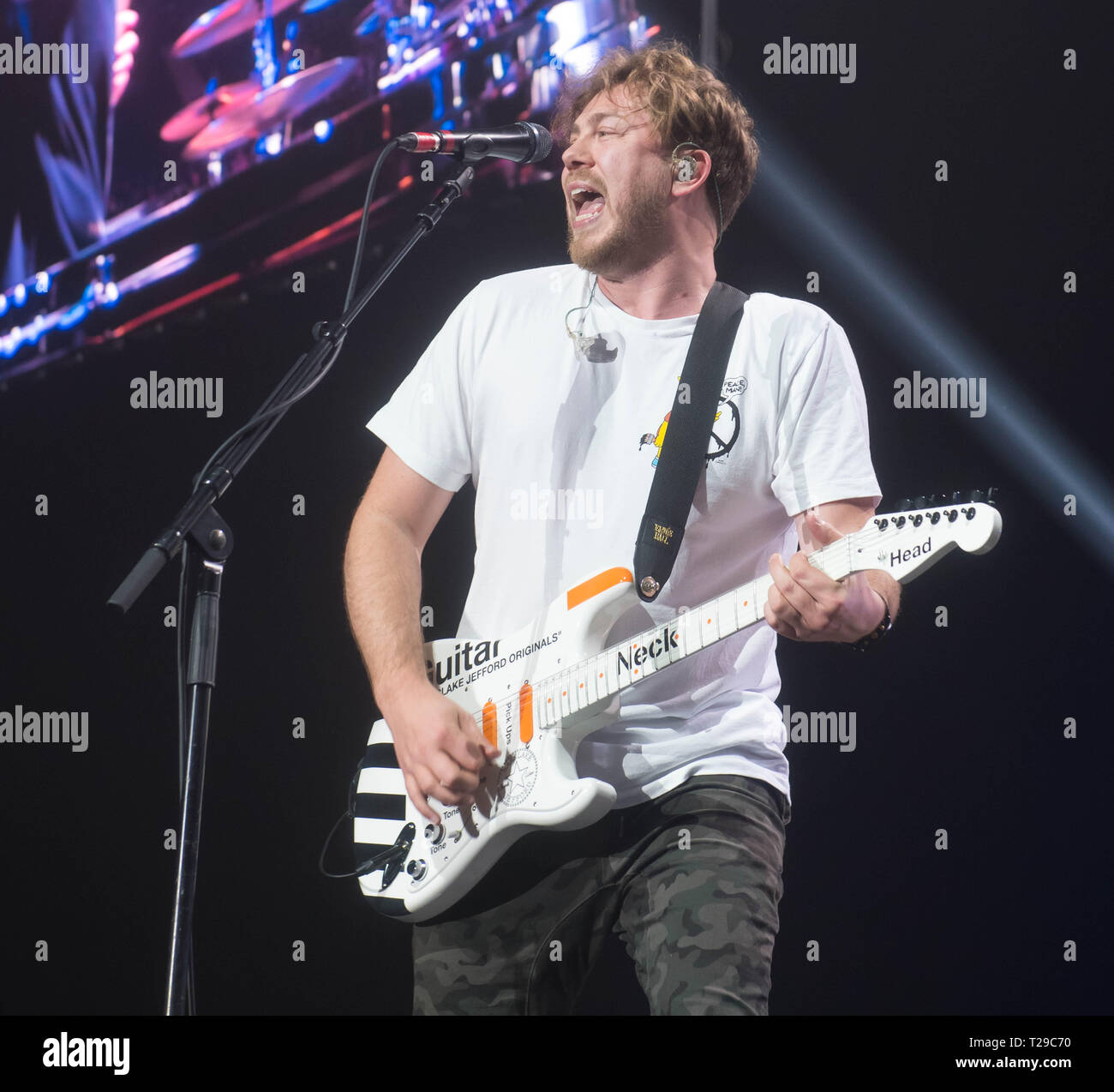 Busted james bourne hi-res stock photography and images - Alamy