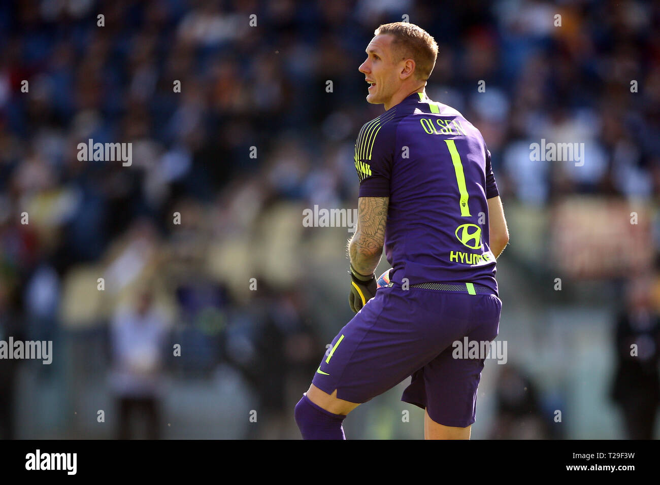 Robin olsen hi-res stock photography and images - Alamy