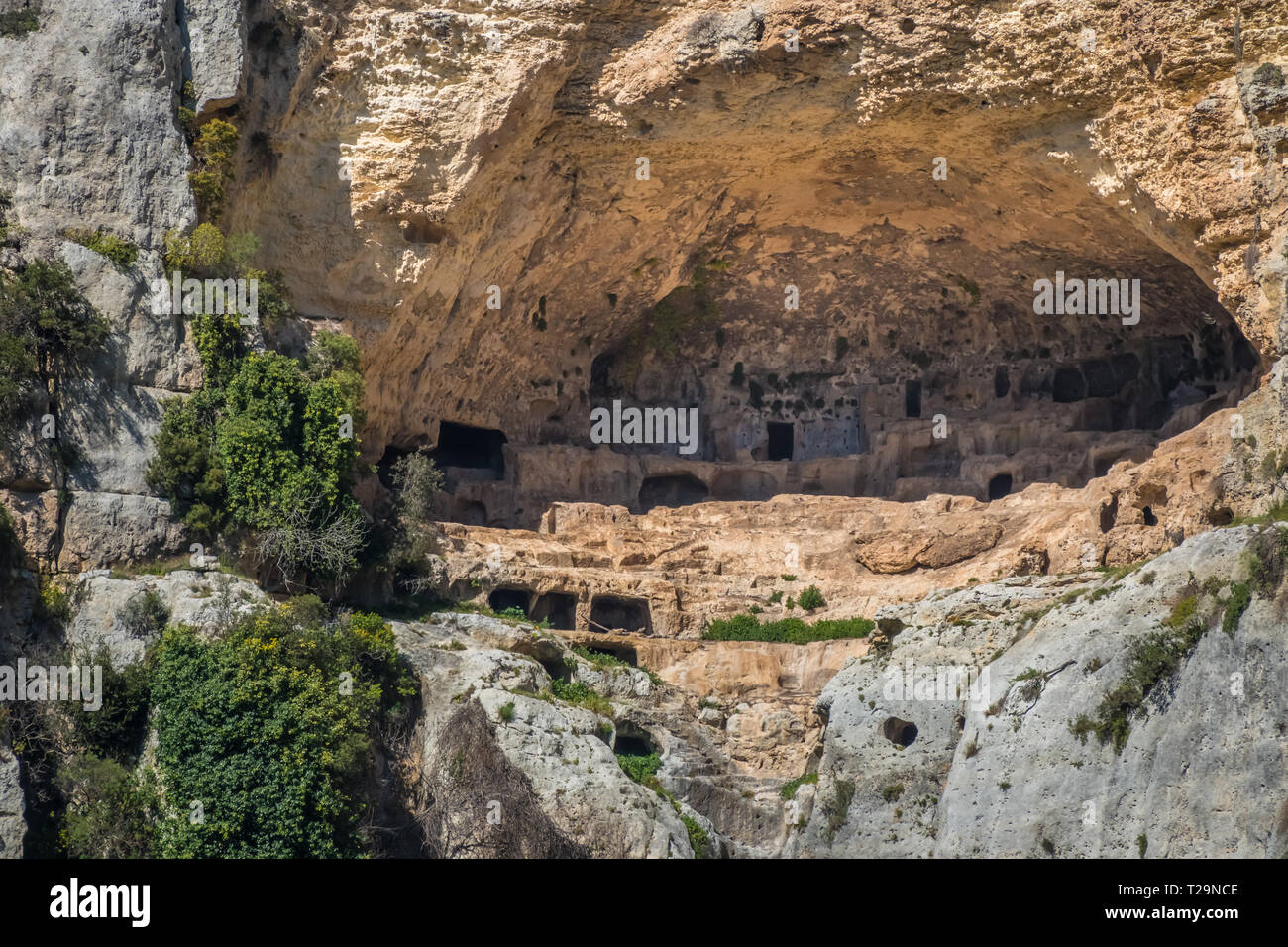 Caves were used as hide-outs by Byzantines and Arabs. Cava Grande del ...