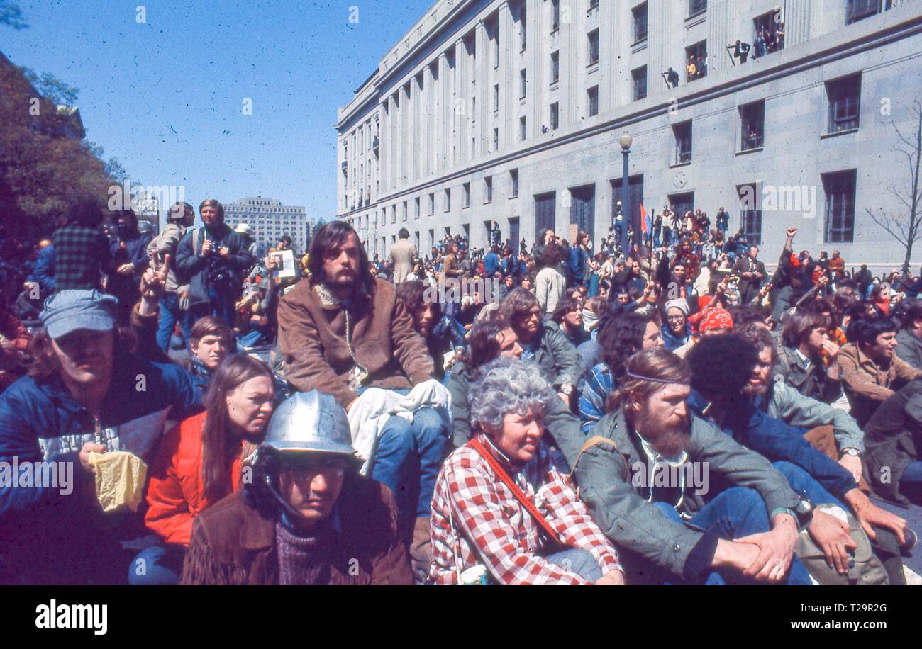 1971 building hi-res stock photography and images - Alamy