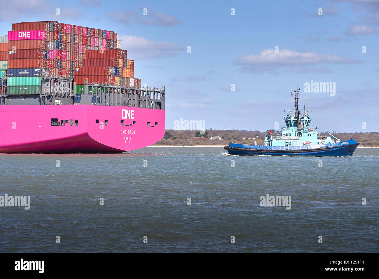 Tug PHENIX Guides The New, Ocean Network Express Container Ship, ONE ...
