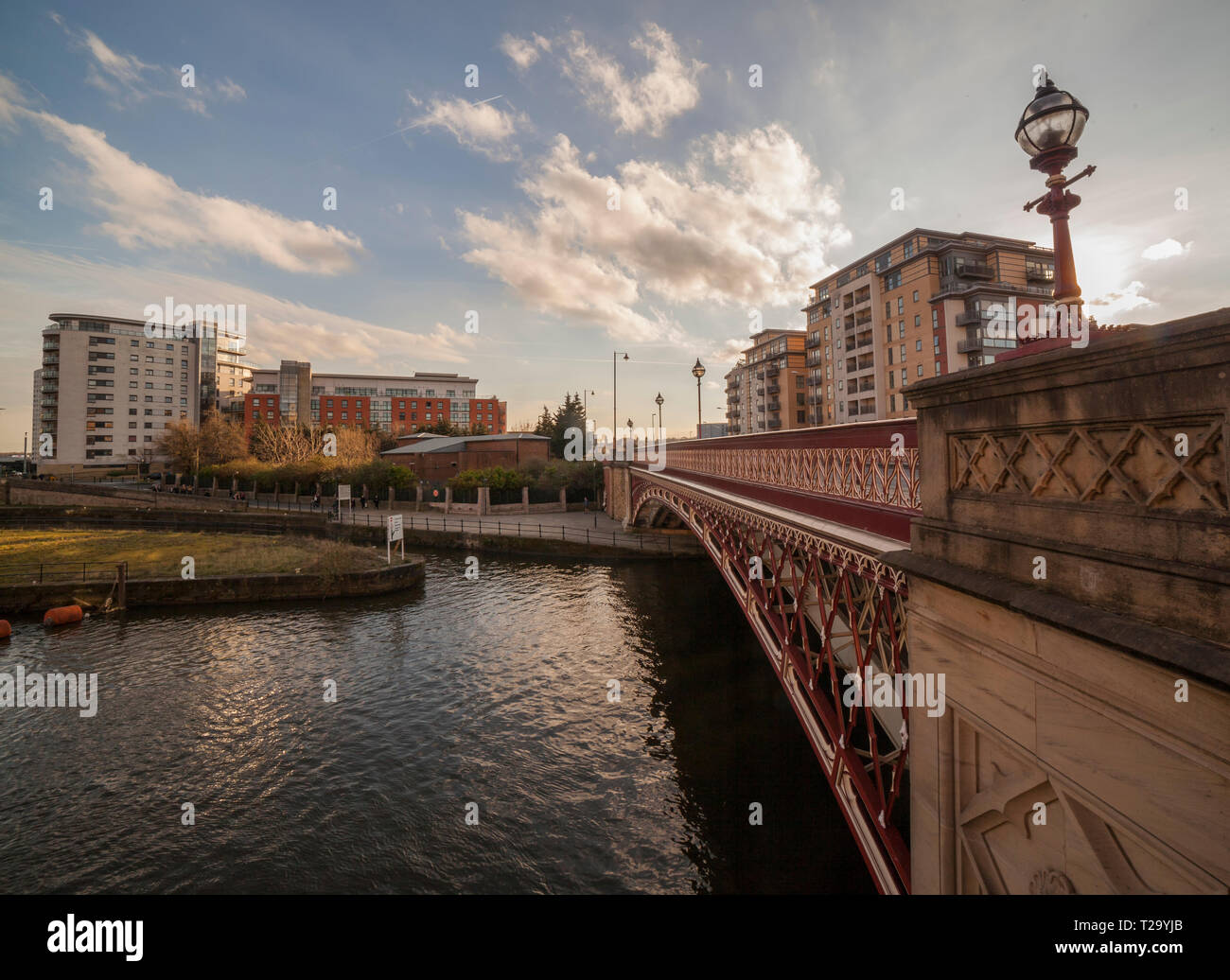 Crown point bridge in Leeds , West Yorkshire, UK Stock Photo - Alamy
