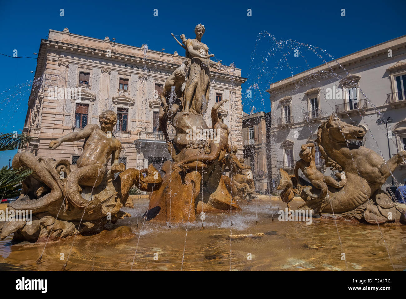 Archimedes Square, Diana Fountain, Syracuse (Siracusa), a historic city ...