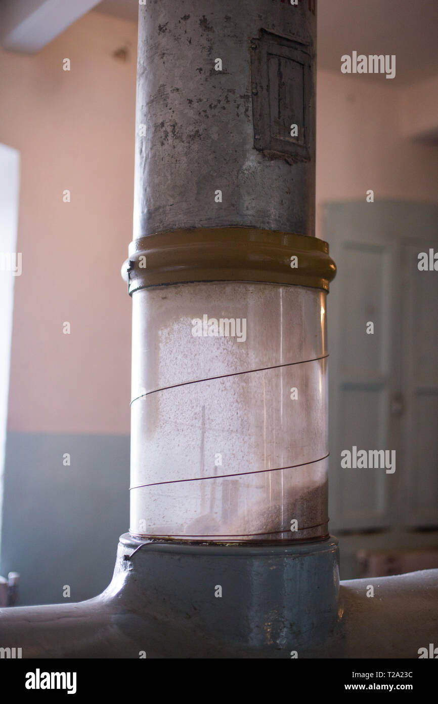 Bread line soviet hi-res stock photography and images - Alamy