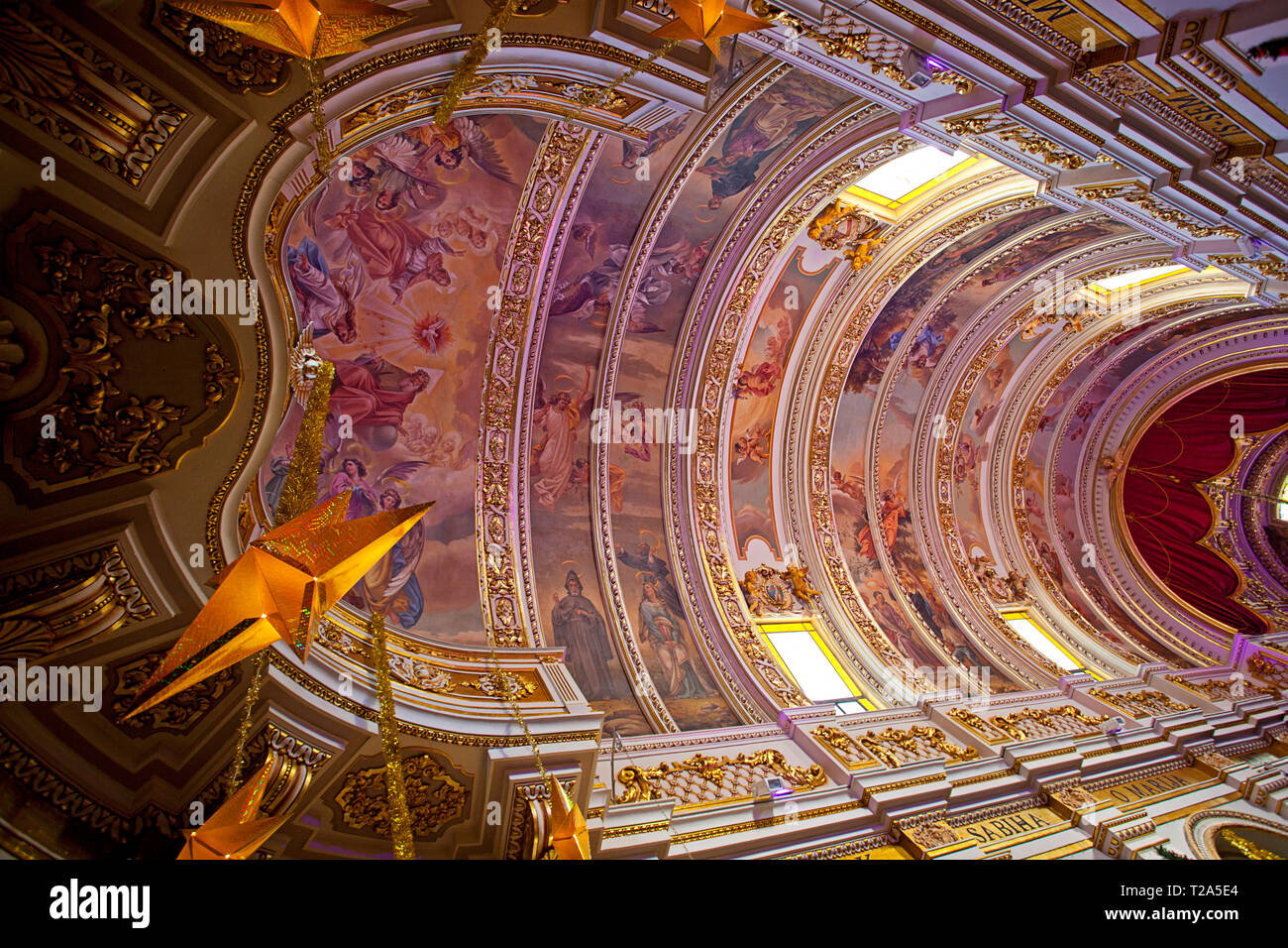 House of lords interior hi-res stock photography and images - Alamy