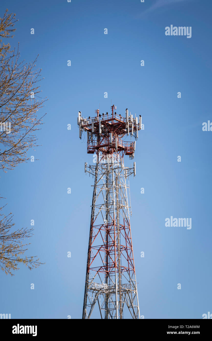 Triangular support structure hi-res stock photography and images - Alamy