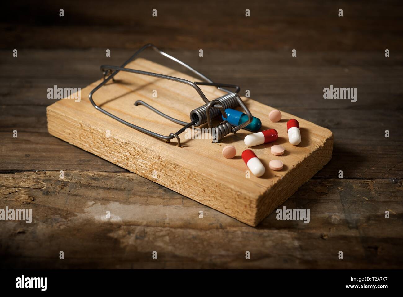Medical trap hi-res stock photography and images - Alamy