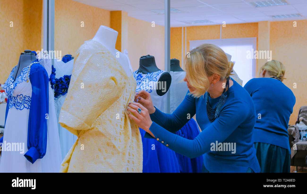 Tailoring mannequin hi-res stock photography and images - Alamy