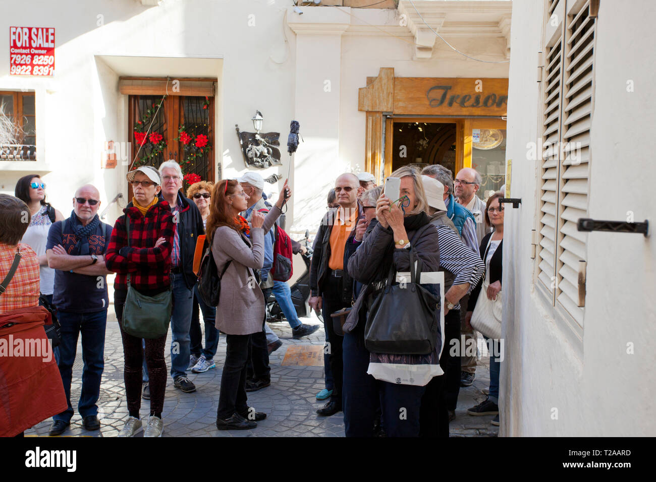 Guided activity hi-res stock photography and images - Alamy