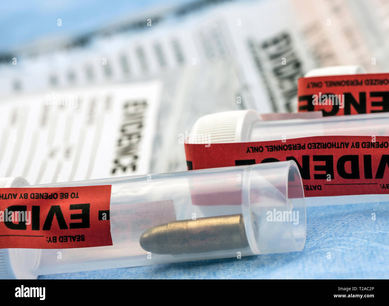 Forensic analysis hi-res stock photography and images - Alamy