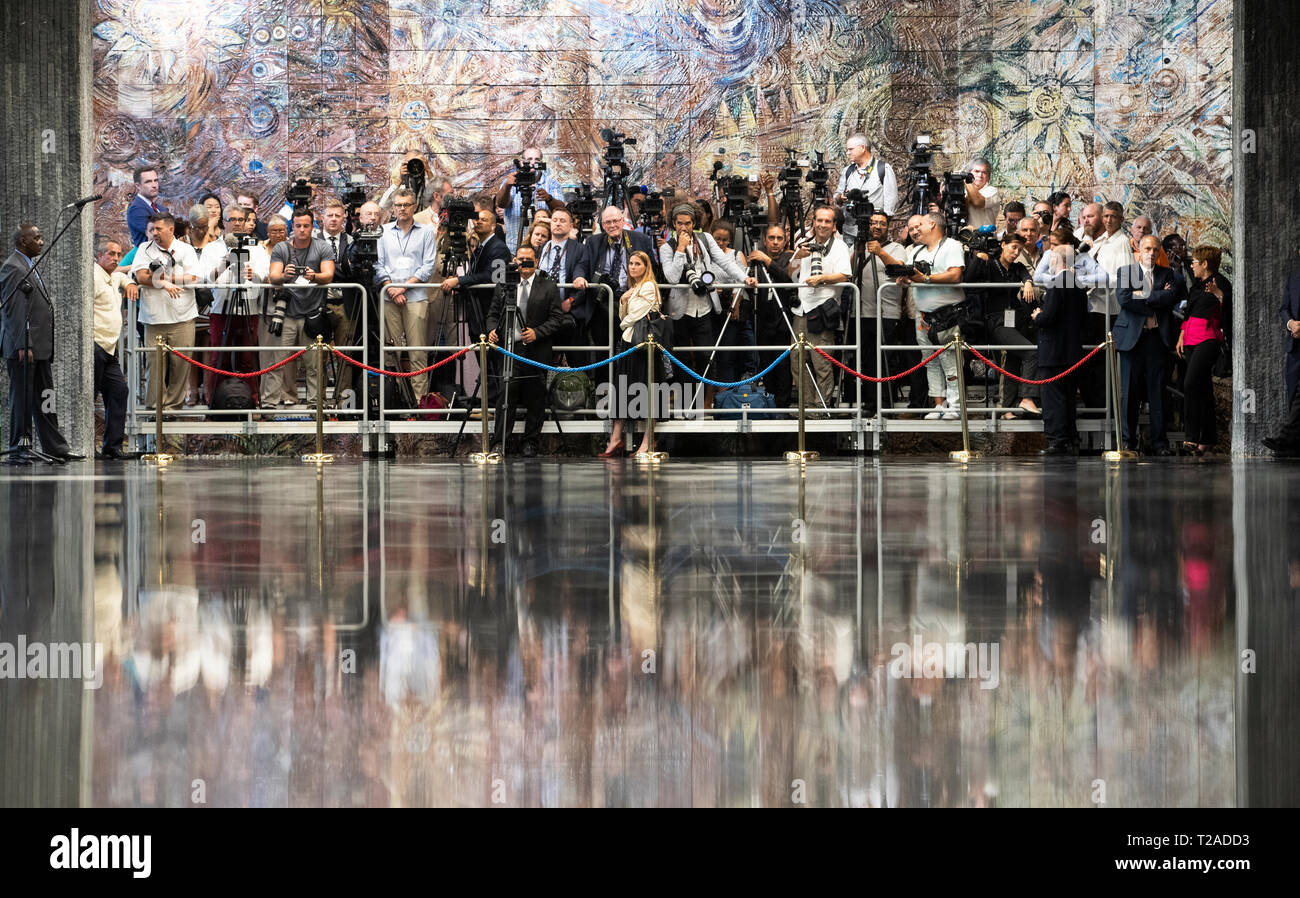 Camilla diaz hi-res stock photography and images - Alamy