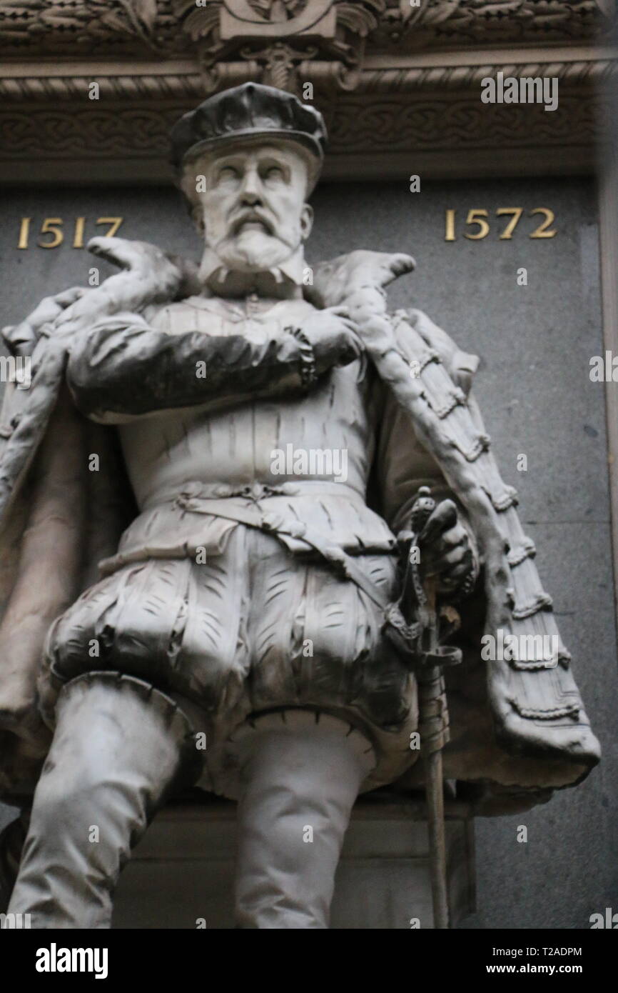 Statue at museum Stock Photo - Alamy