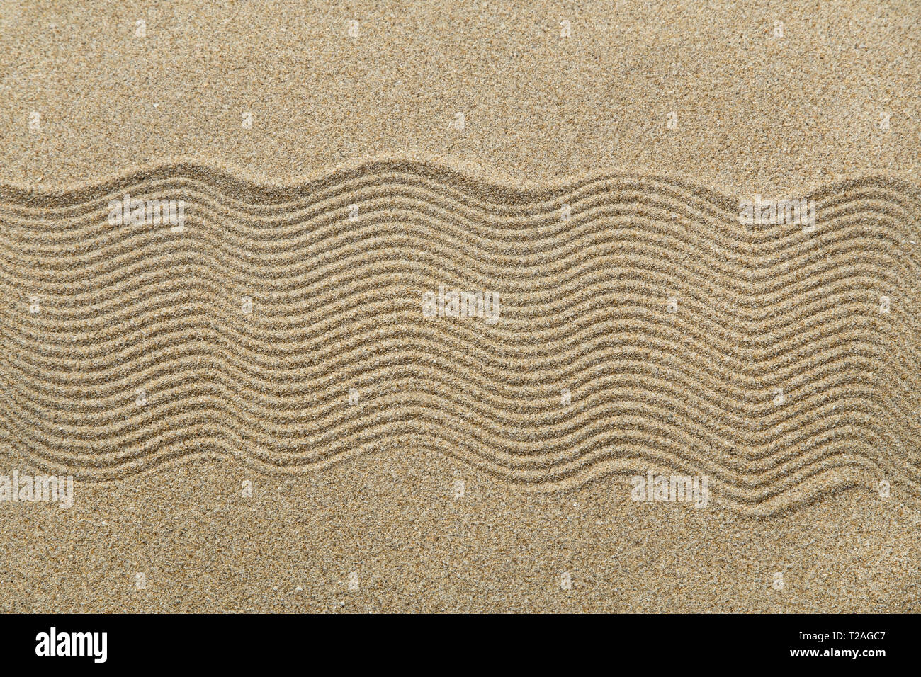 Sand pattern in a zen garden Stock Photo - Alamy
