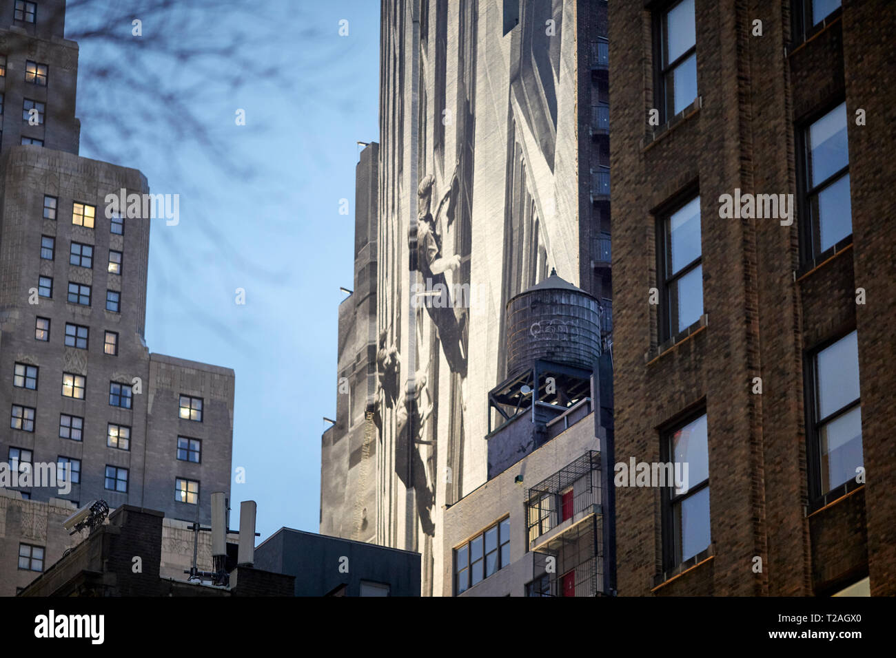 New York Times painted advert to promote their archive USA Manhattan ...