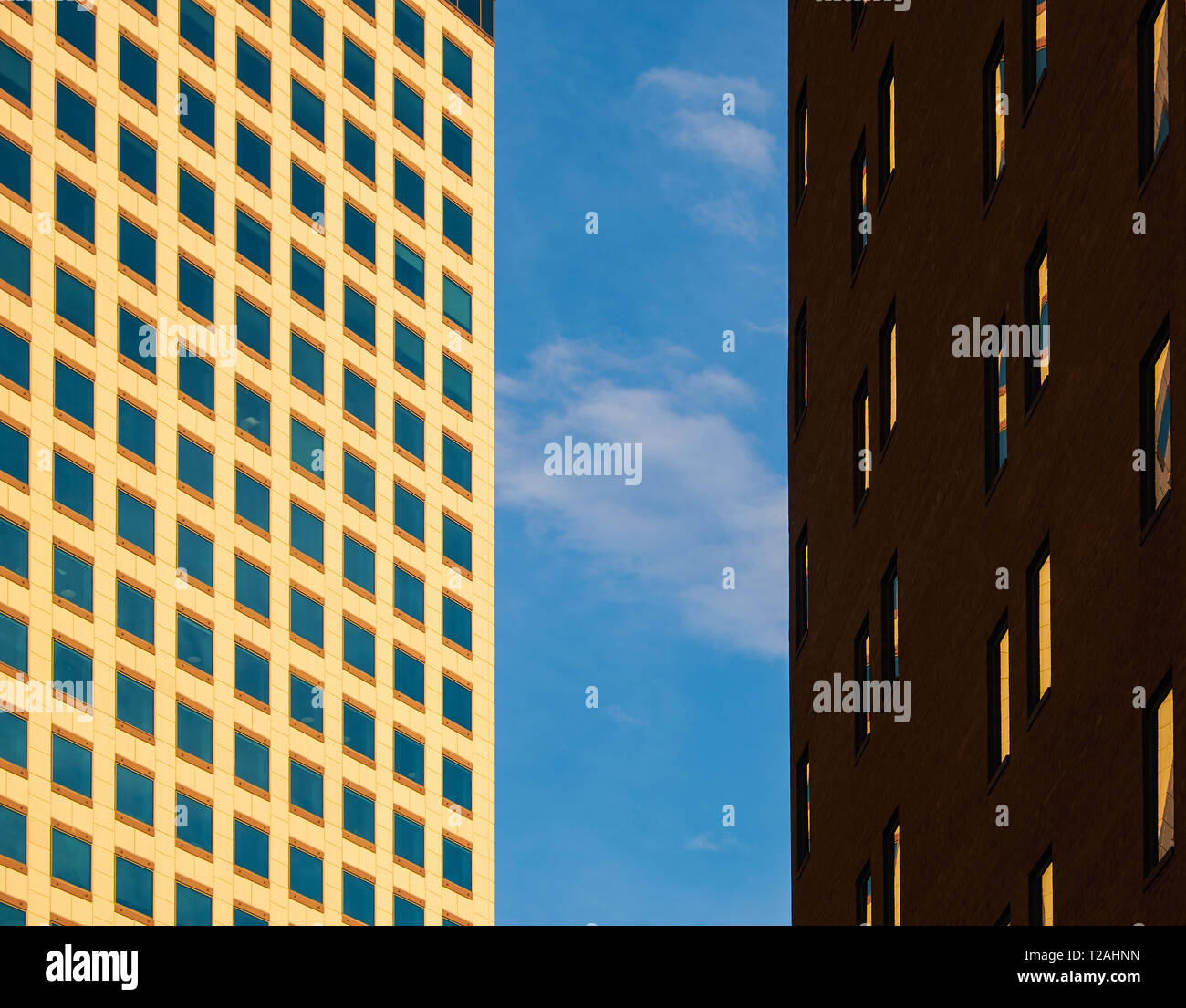 Office buildings downtown denver hi-res stock photography and images ...