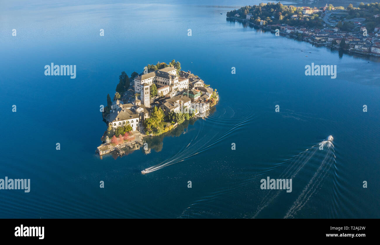 Aerial view of Isola San Giulio on Lake Maggiore, Italy Stock Photo - Alamy