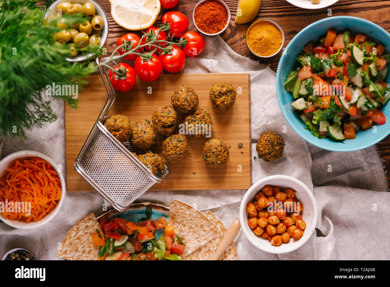 Falafel with ingredients Stock Photo - Alamy