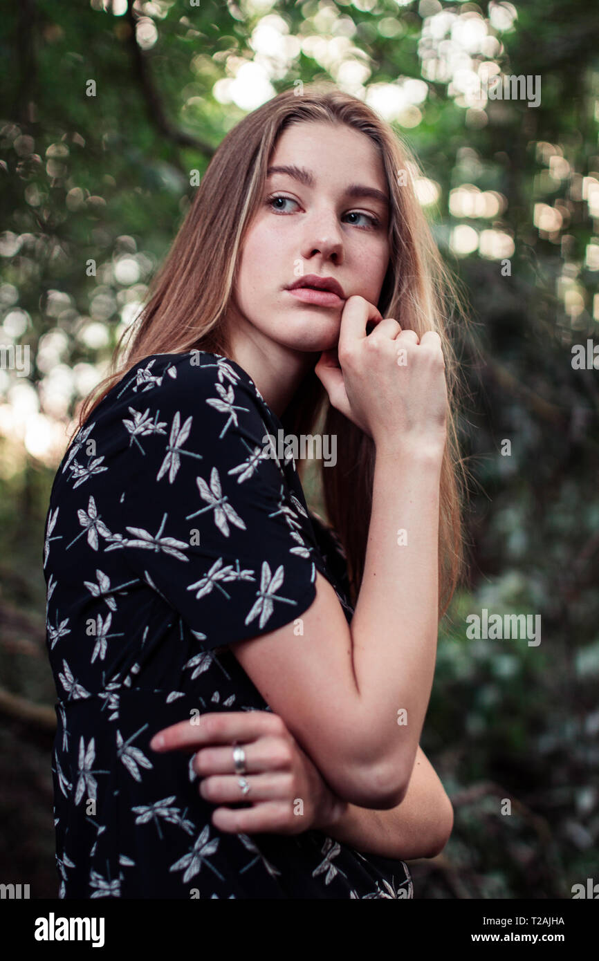 Woman shoulder hand one person hi-res stock photography and images - Alamy