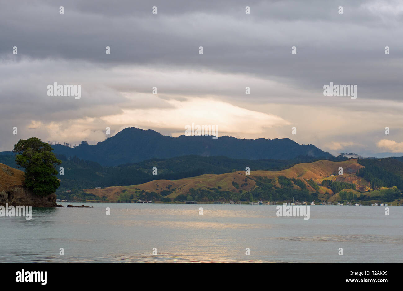 Coromandel ranges hi-res stock photography and images - Alamy