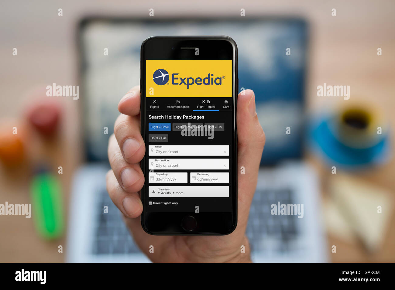 Expedia app logo hi-res stock photography and images - Alamy