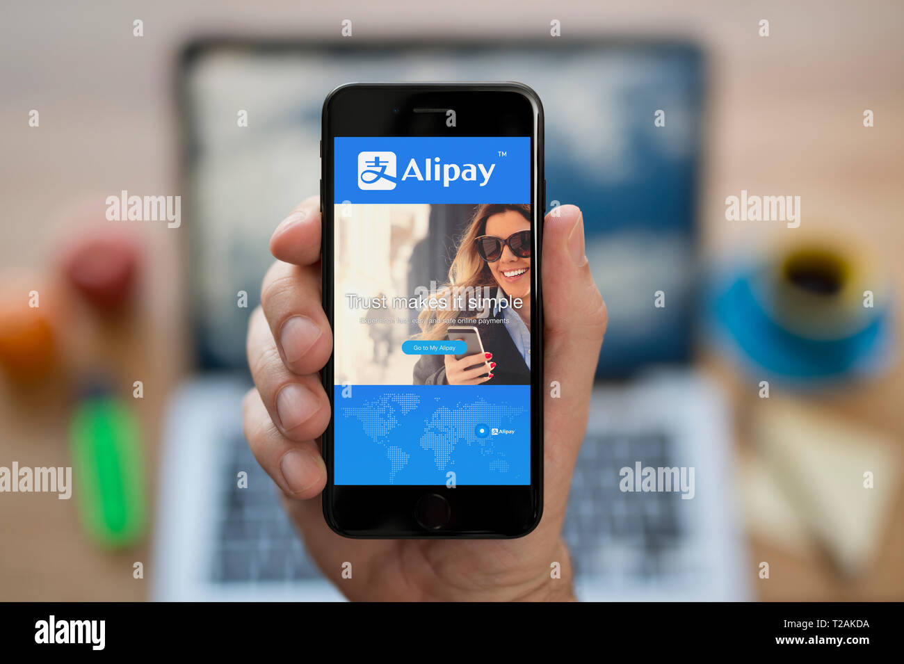 Alipay editorial hi-res stock photography and images - Alamy