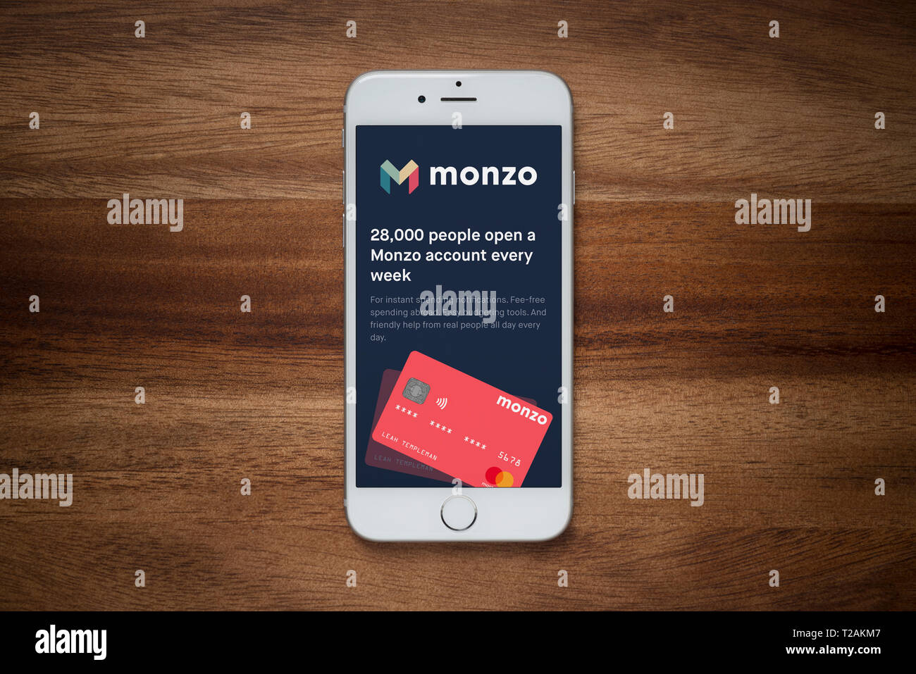 Monzo logo hi-res stock photography and images - Alamy