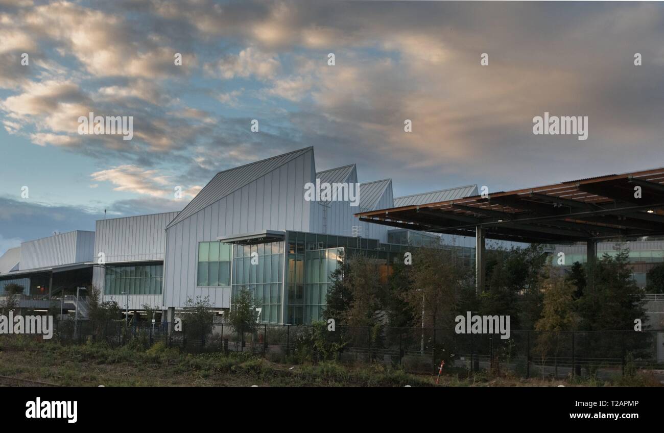 Facebook headquarters in Menlo Park, in the San Francisco Bay Area, in ...