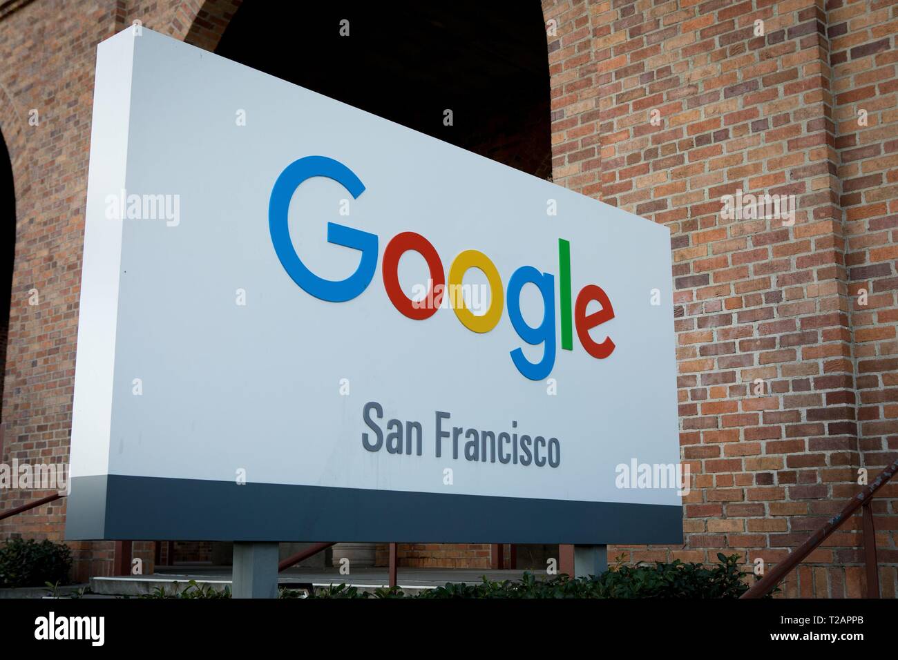 Corporate sign of a Google branch in San Francisco, in November 2018 ...