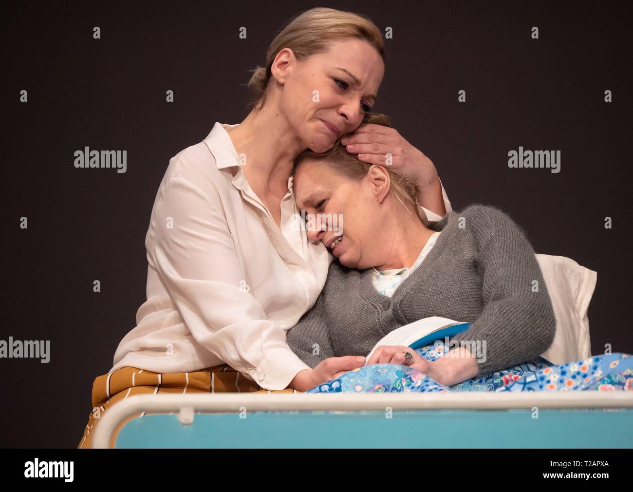 Anika mauer hi-res stock photography and images - Alamy