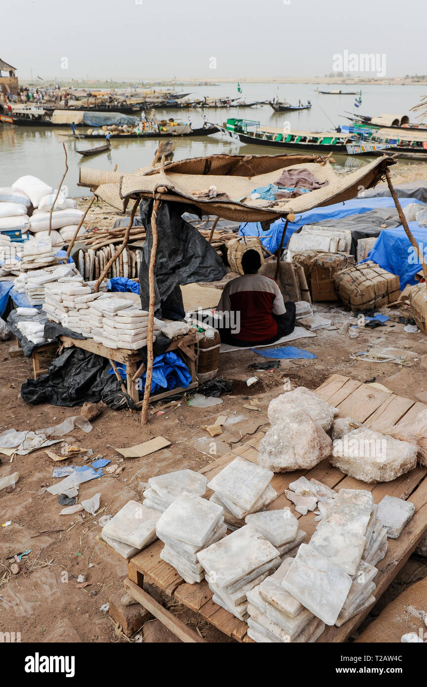 Mali touareg camel hi-res stock photography and images - Alamy