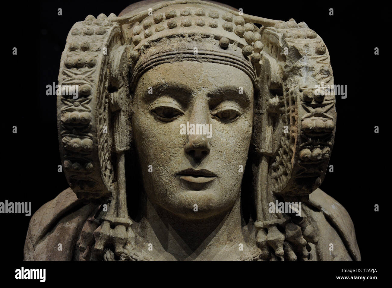 Lady of elx sculpture hi-res stock photography and images - Alamy