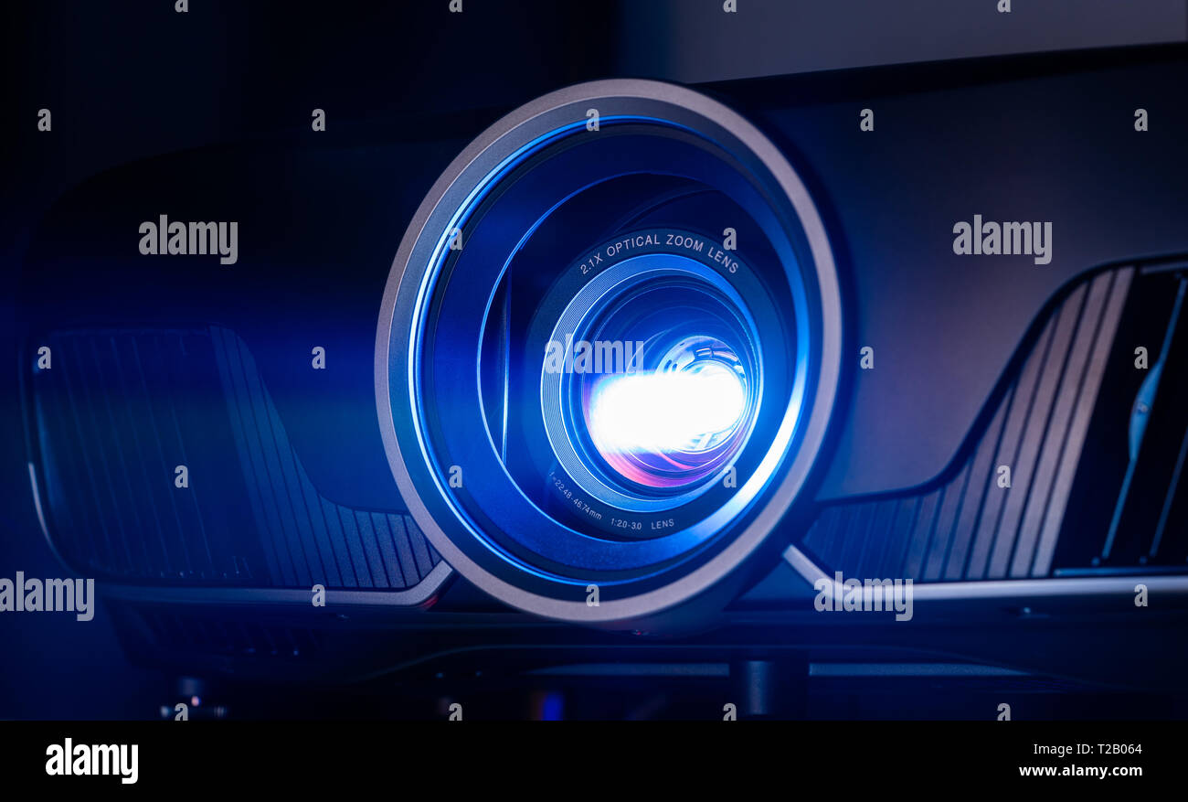 Cinema screen light beam hi-res stock photography and images - Alamy