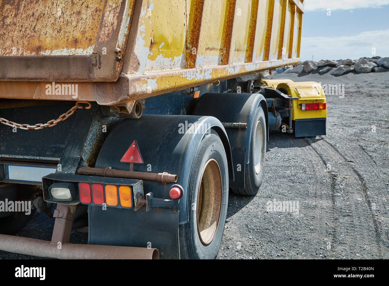 Yellow Dump Truck Stock Photo - Alamy