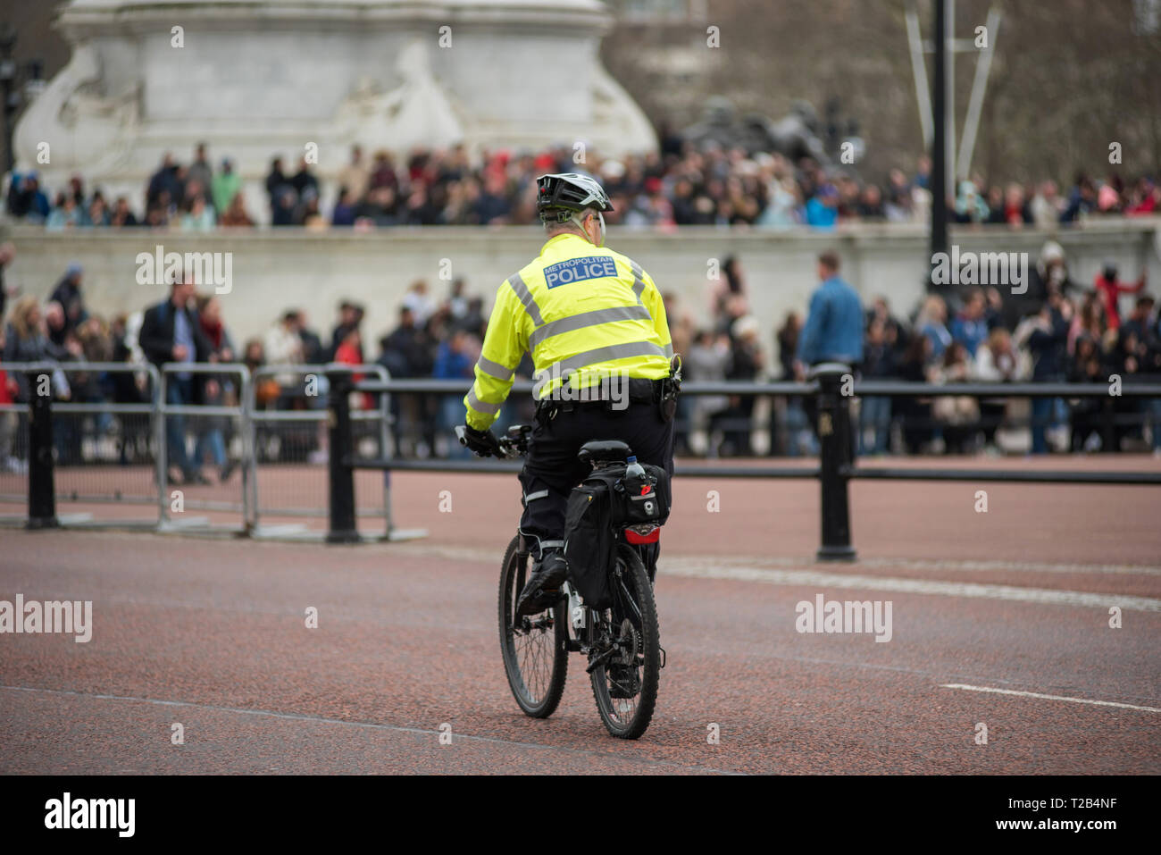 Security guard on bicycle hi-res stock photography and images - Alamy