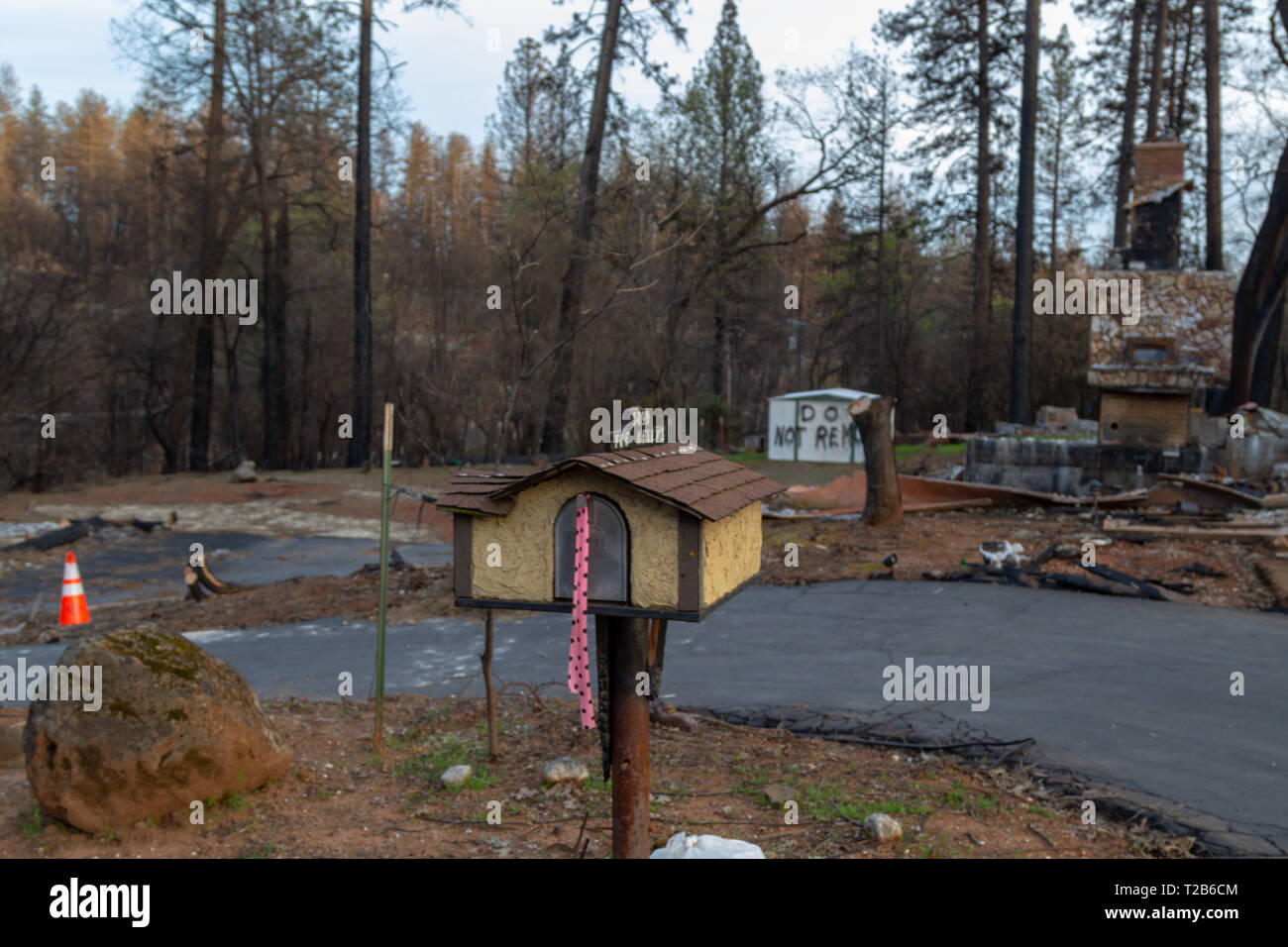 Paradise Fire Aftermath Stock Photo - Alamy