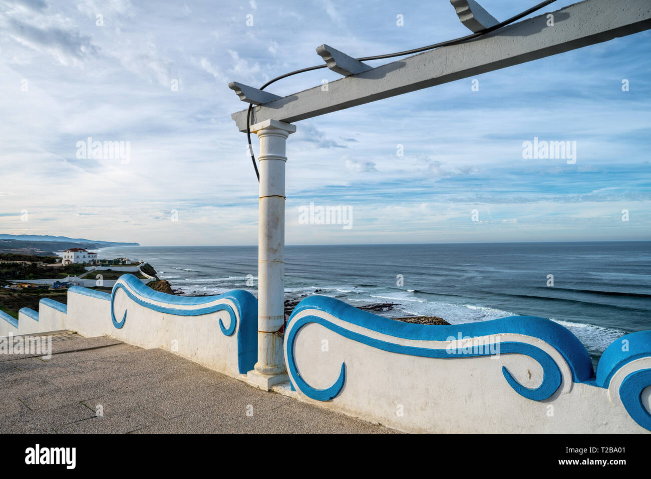 Praia do norte coast portugal hi-res stock photography and images - Alamy