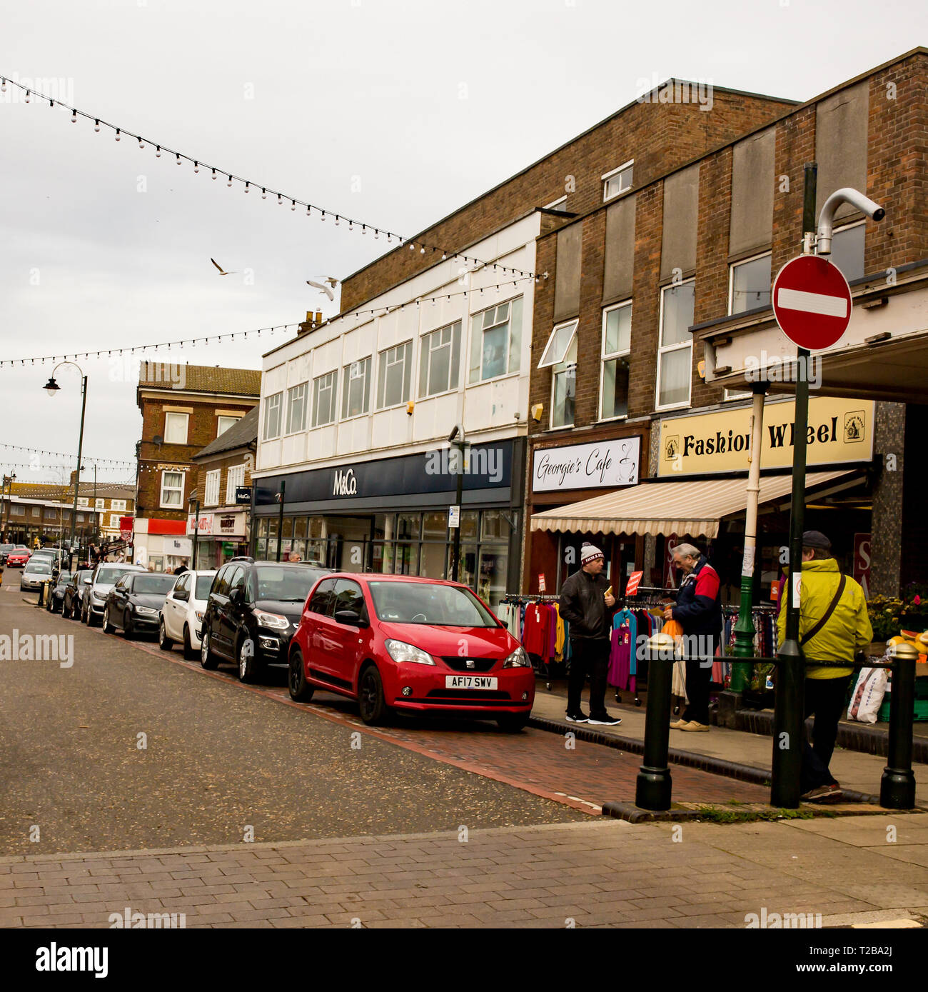 Hunstanton and shops hi-res stock photography and images - Alamy
