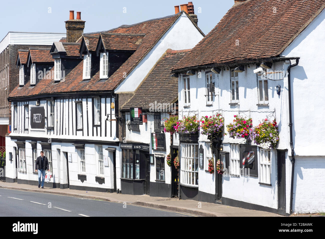 Period buildings, Hornchurch High Street, Hornchurch, London Borough of ...