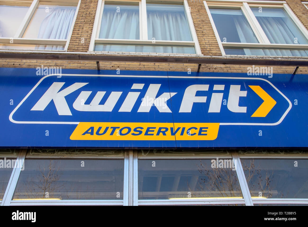 Kwikfit logo hi-res stock photography and images - Alamy