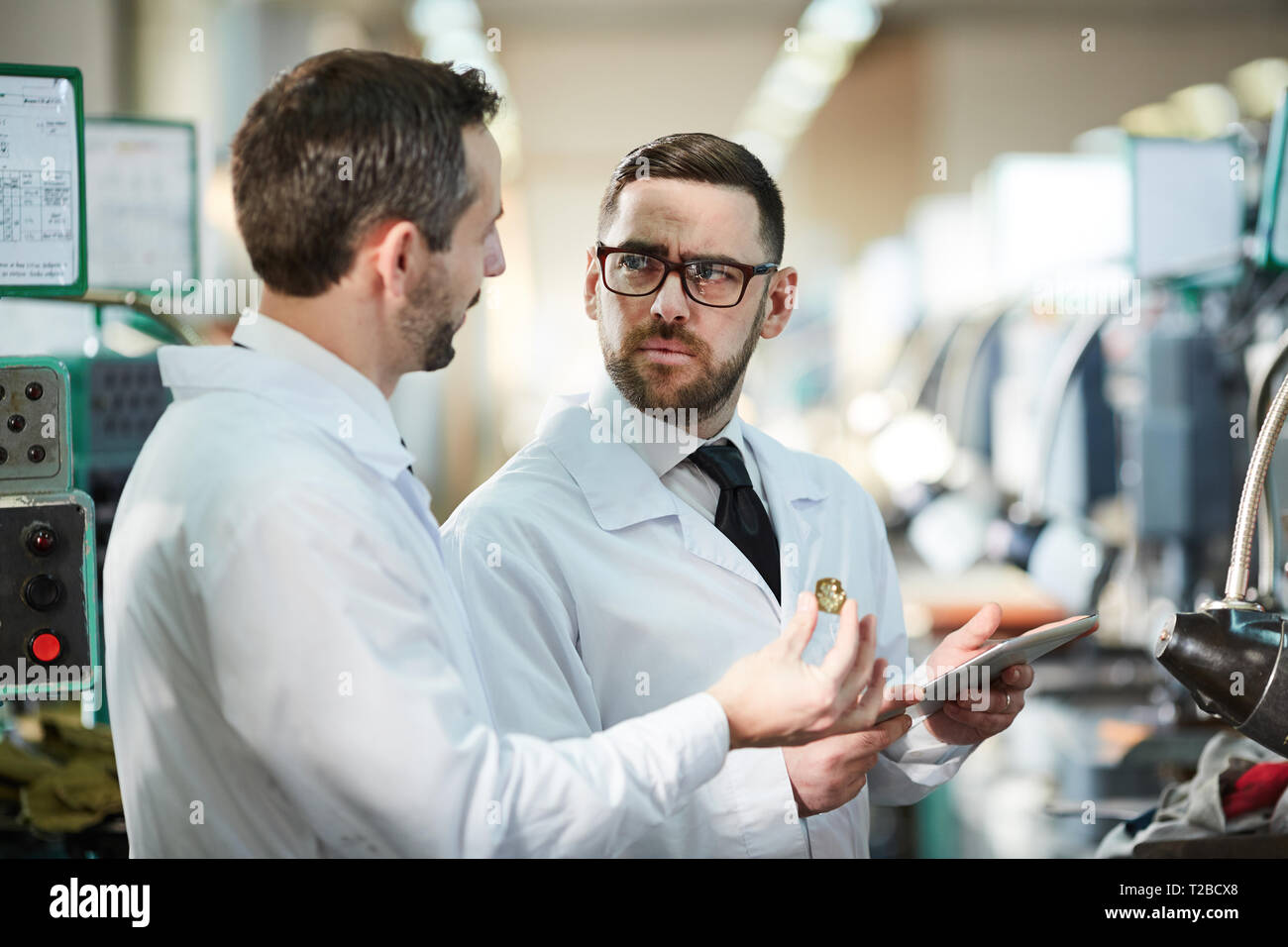 Watch manufacturing hi-res stock photography and images - Alamy