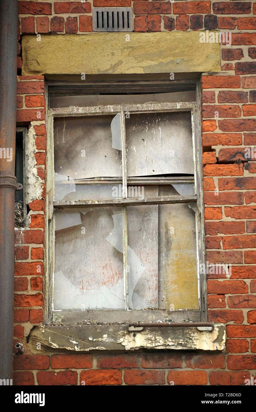 Damaged window sash hi-res stock photography and images - Alamy