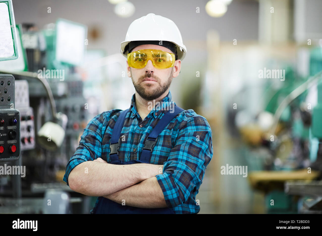 Modern Factory Worker Stock Photo - Alamy