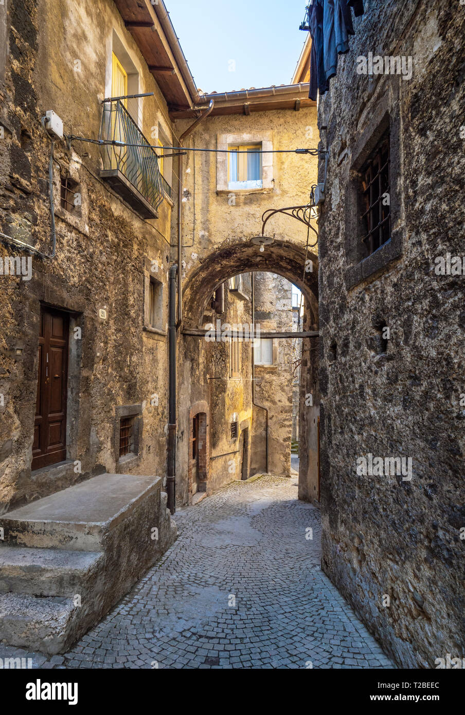 Scanno (Abruzzo, Italy) - The medieval village of Scanno in the ...