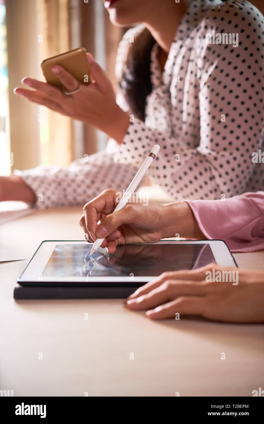 Analyzing and planning hi-res stock photography and images - Alamy