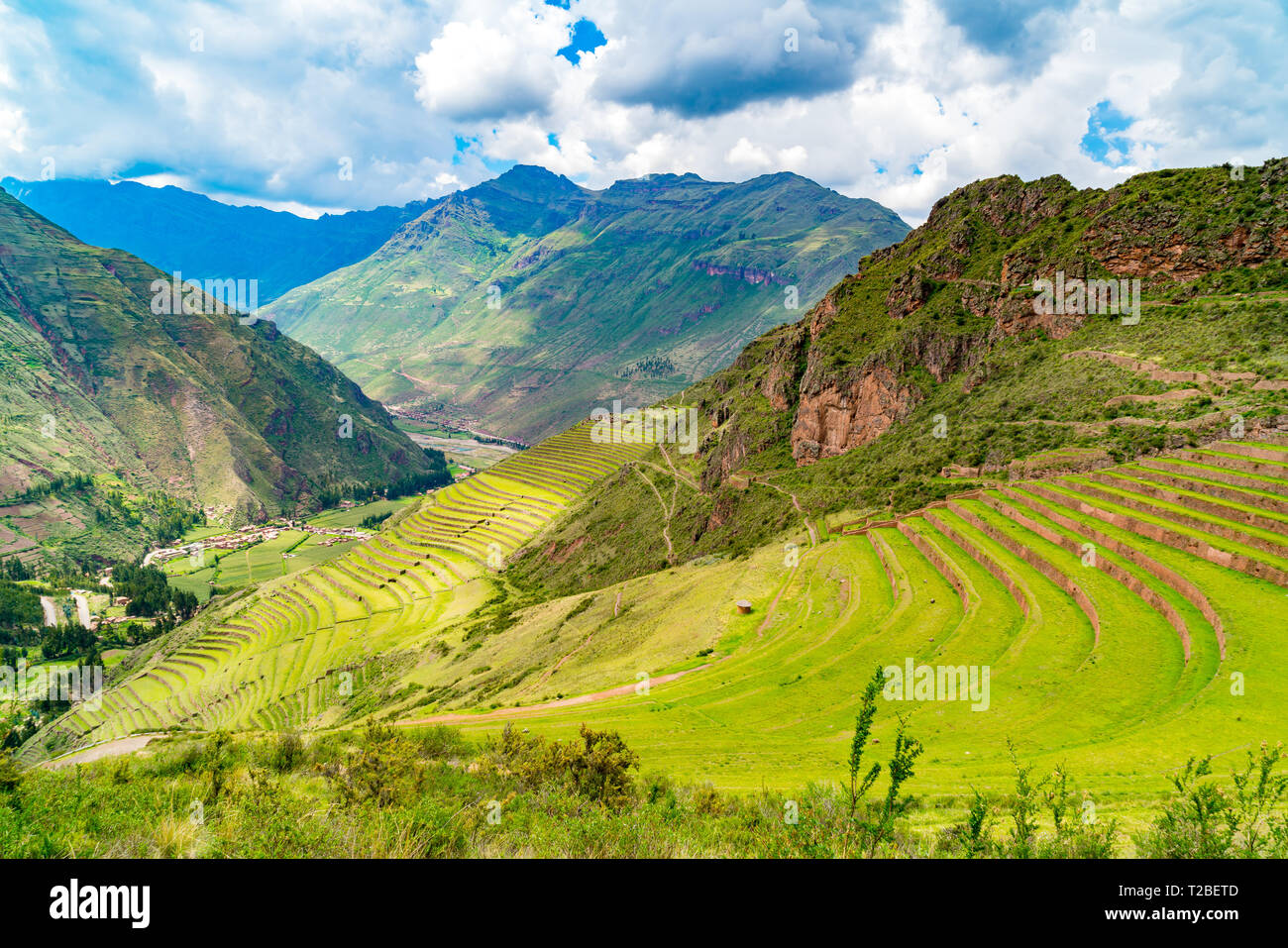Inca terrace hi-res stock photography and images - Alamy