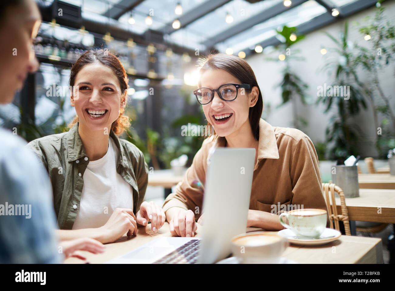 Excited colleagues hi-res stock photography and images - Alamy
