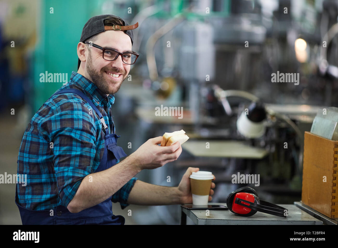 Work lunch sandwich hi-res stock photography and images - Alamy