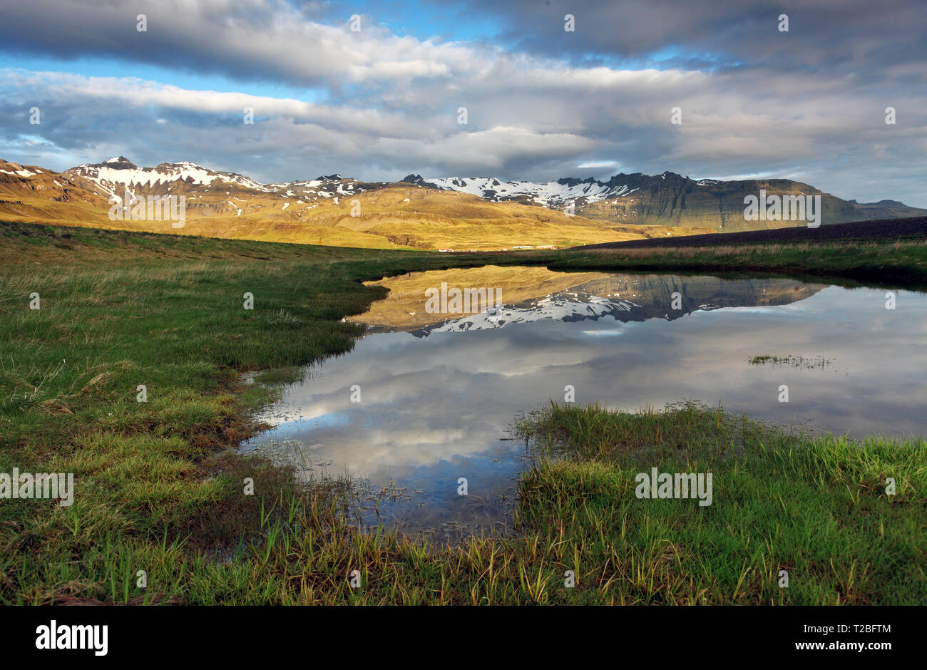 Nice mountain Iceland country Stock Photo - Alamy