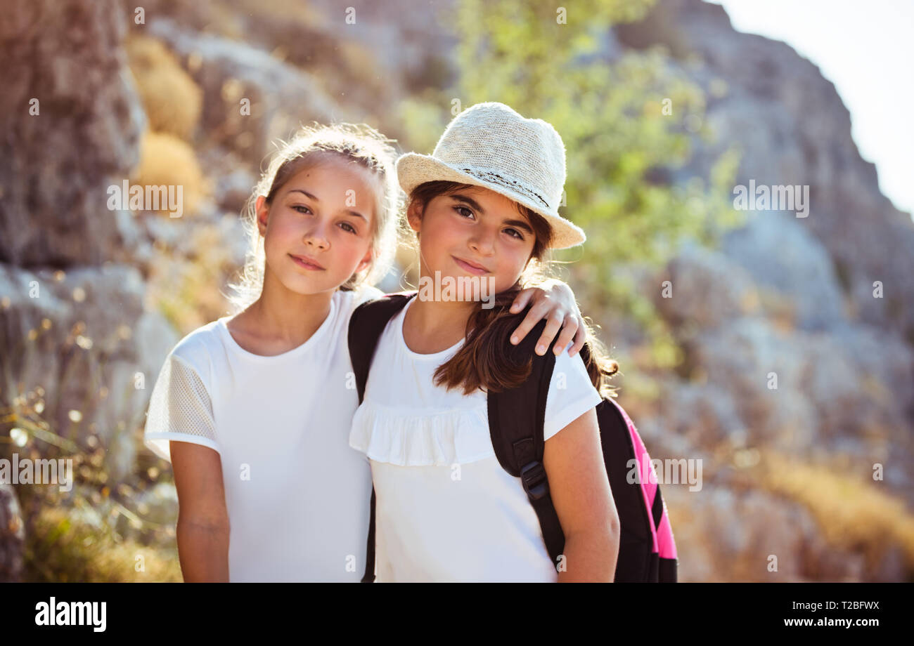 Summer camp girls hi-res stock photography and images - Alamy